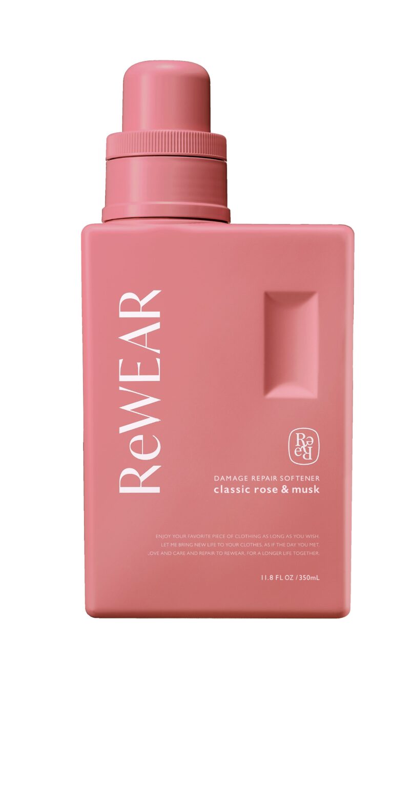 【楽天市場にて2度完売*・発売わずか1か月で3つのランキングで1位を獲得** 】 洗うたび、服よみがえる***再生柔軟剤「ReWEAR（リウェア）」 が 4月1日より全国発売を開始 ...